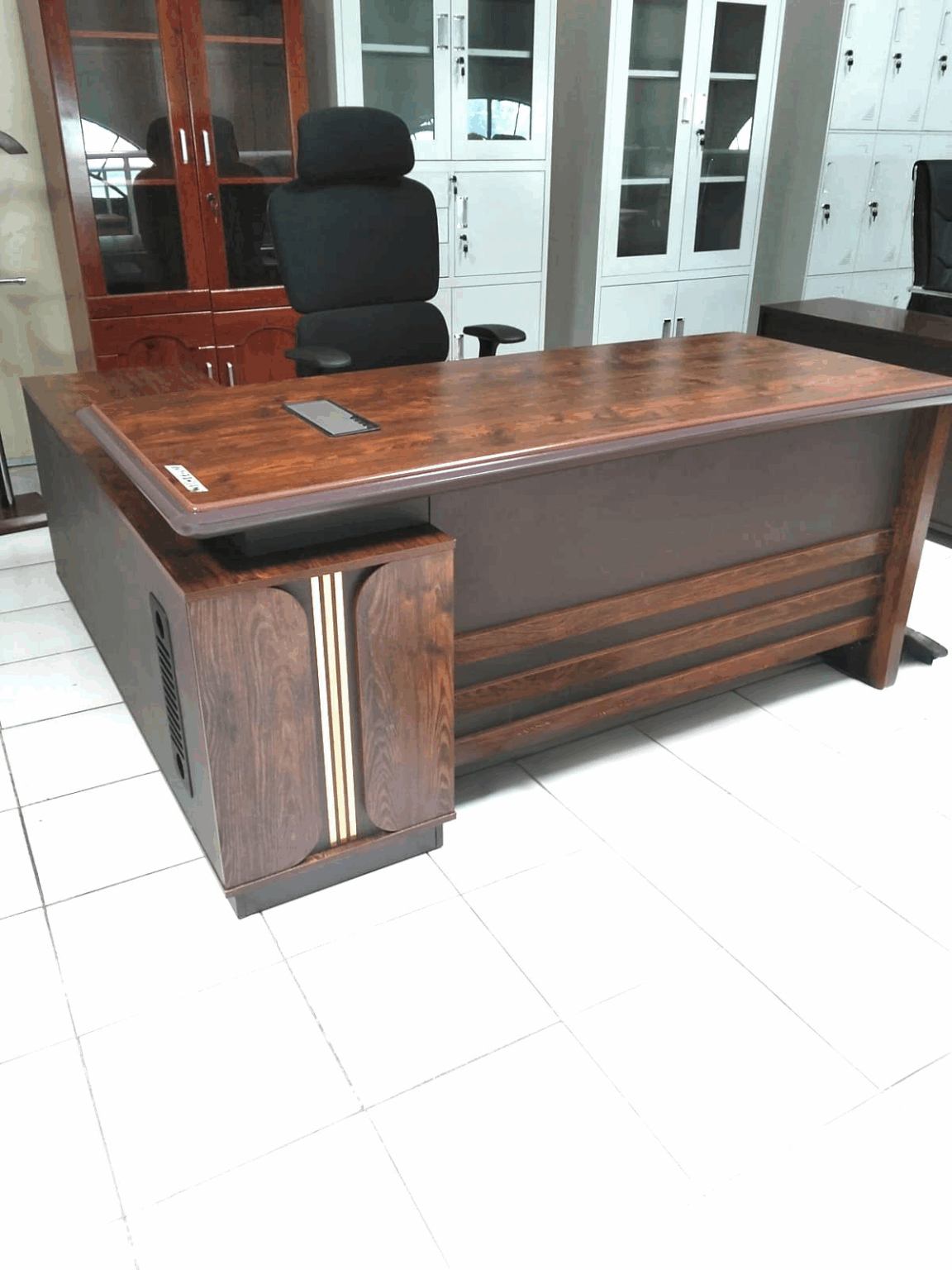 Modern Executive L-shaped Table - Gucca Furniture -Furniture Shop in Kenya